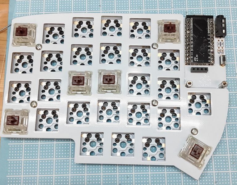 Lily58 Proで自作キーボードデビューした話 - Tech Inside Drecom